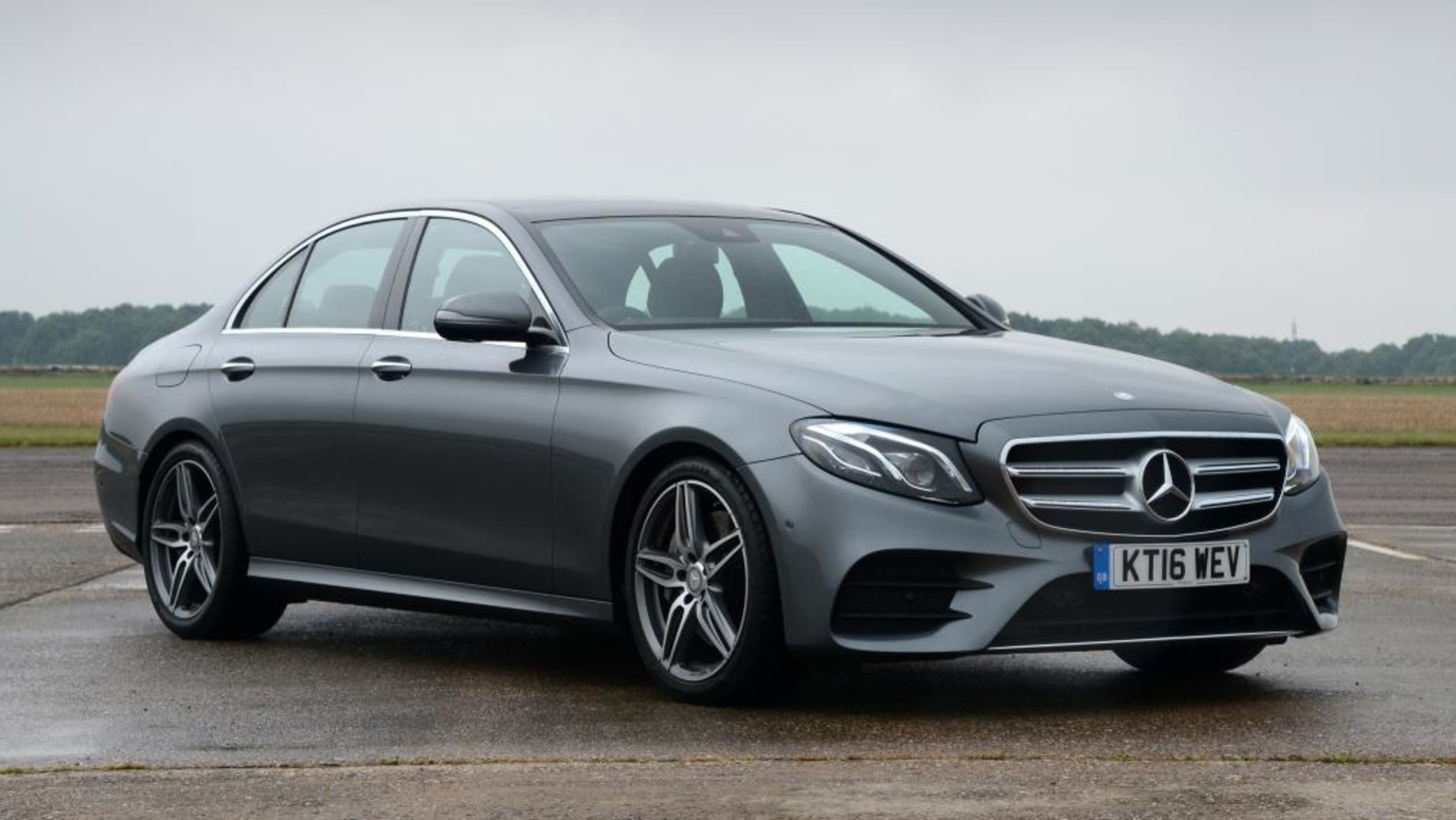 Mercedes E-Class AMG Line - pictures | Carbuyer