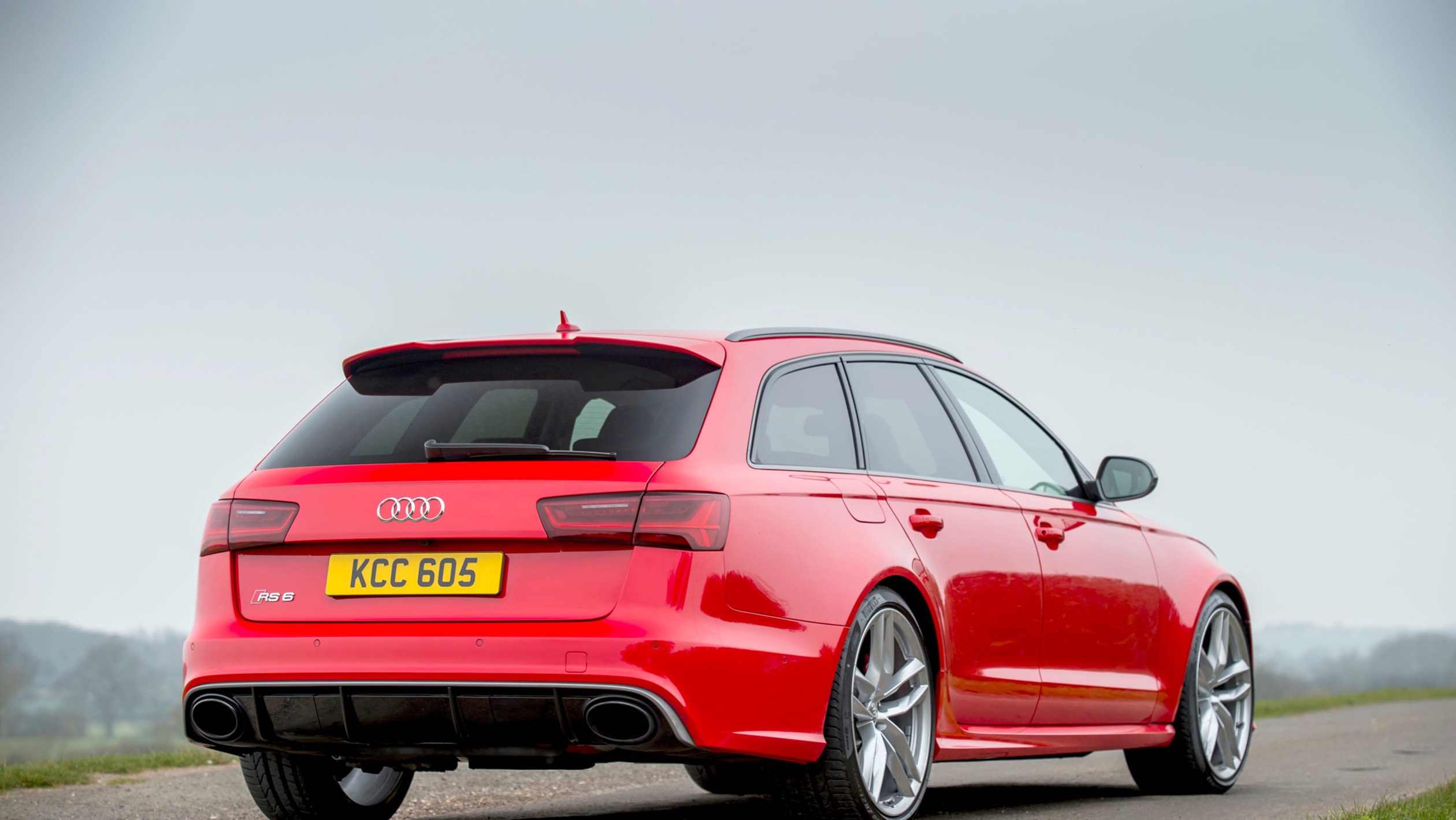 Audi RS6 Avant estate pictures | Carbuyer