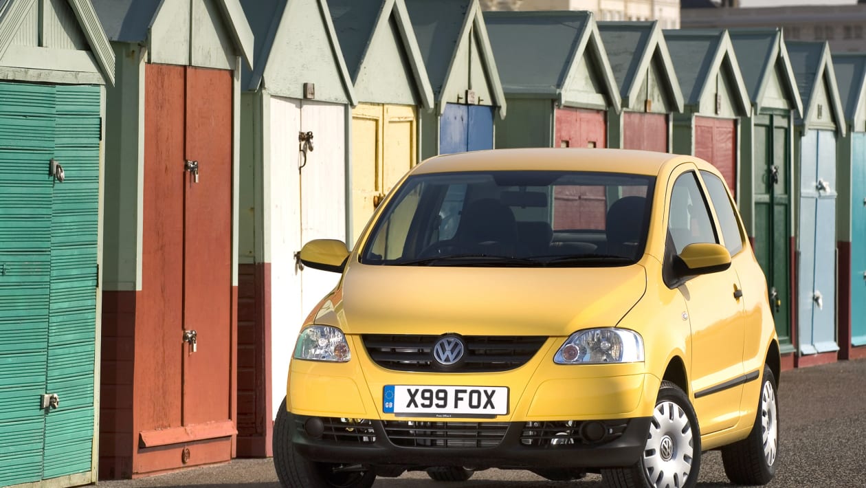 Volkswagen Fox hatchback (2006-2012) pictures | Carbuyer