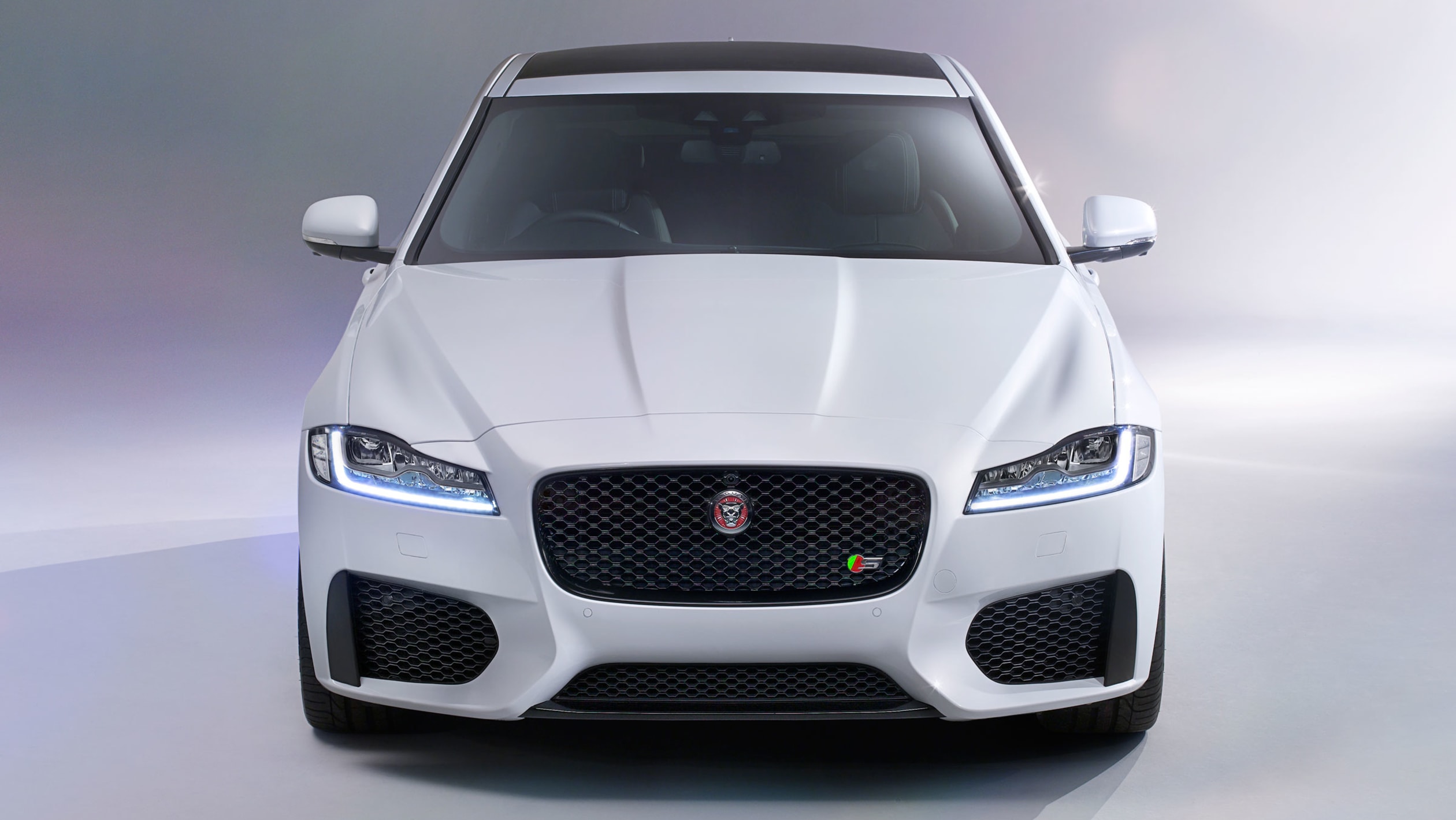 Jaguar XF 2015 images | Carbuyer