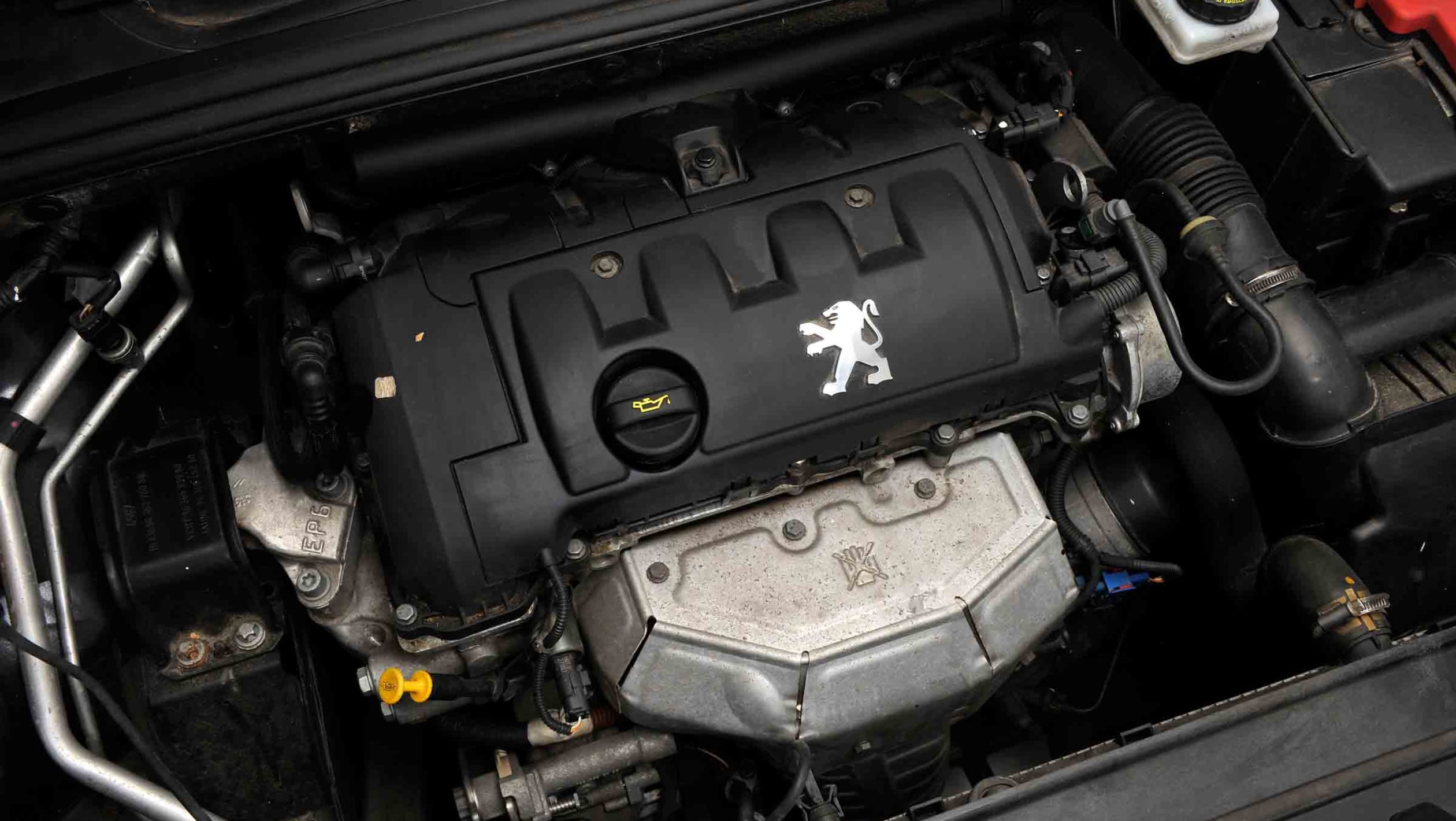 Peugeot 308 Mk1 used buying guide images | Carbuyer