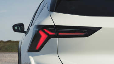 Renault Scenic review - gallery | Carbuyer