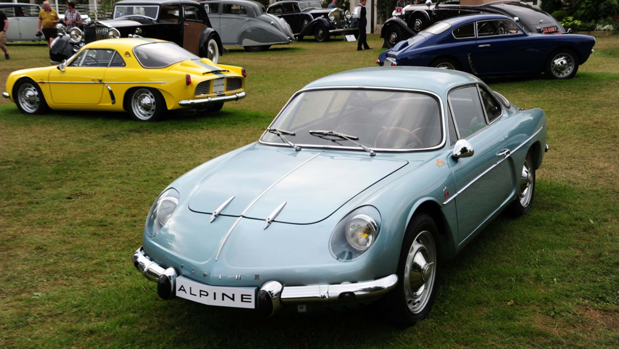 Alpine A110 release pictures | Carbuyer