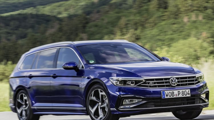 Volkswagen Passat 2019 facelift prices announced | Carbuyer