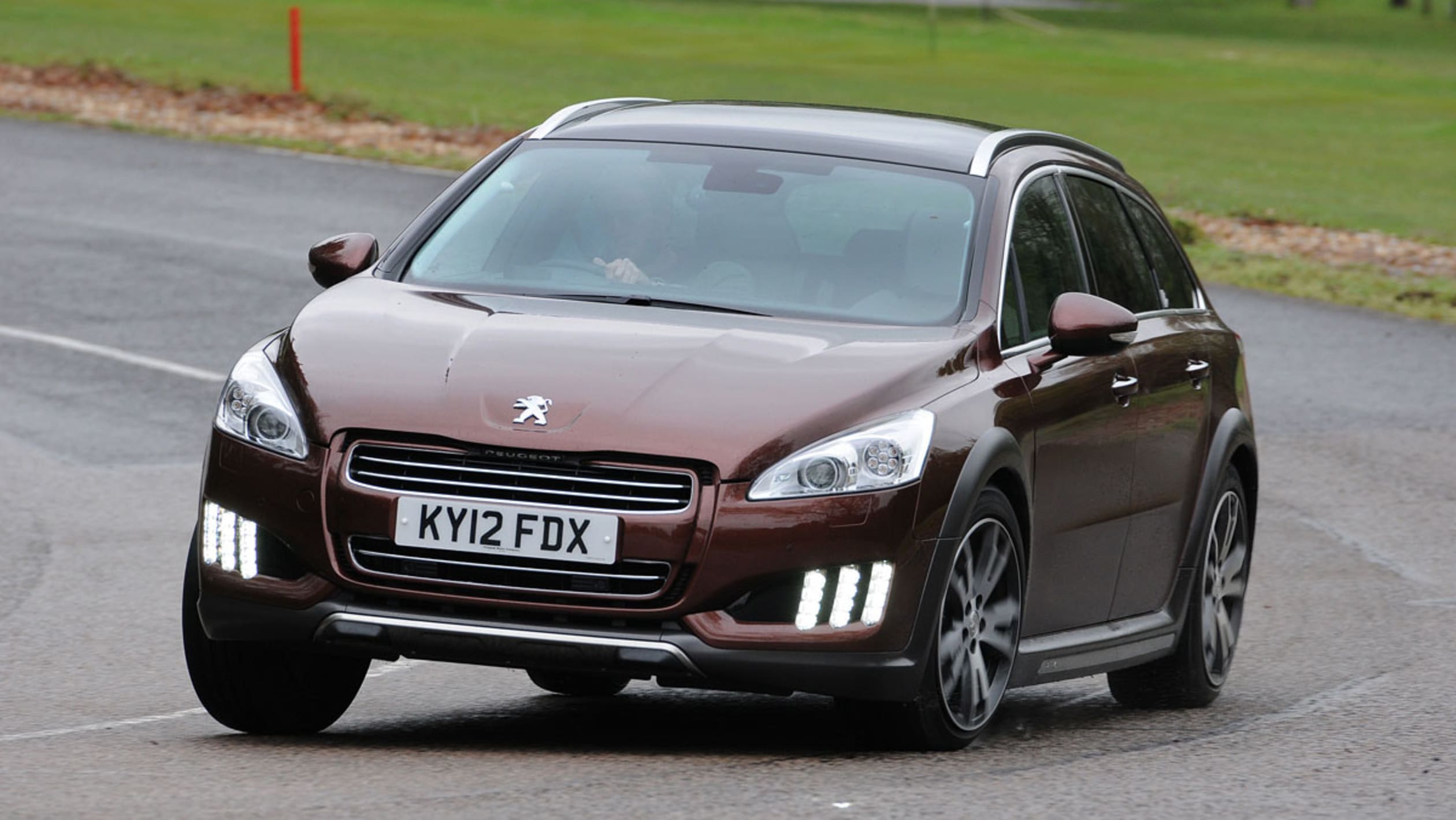 Peugeot 508 SW estate (2011-2018) | Carbuyer