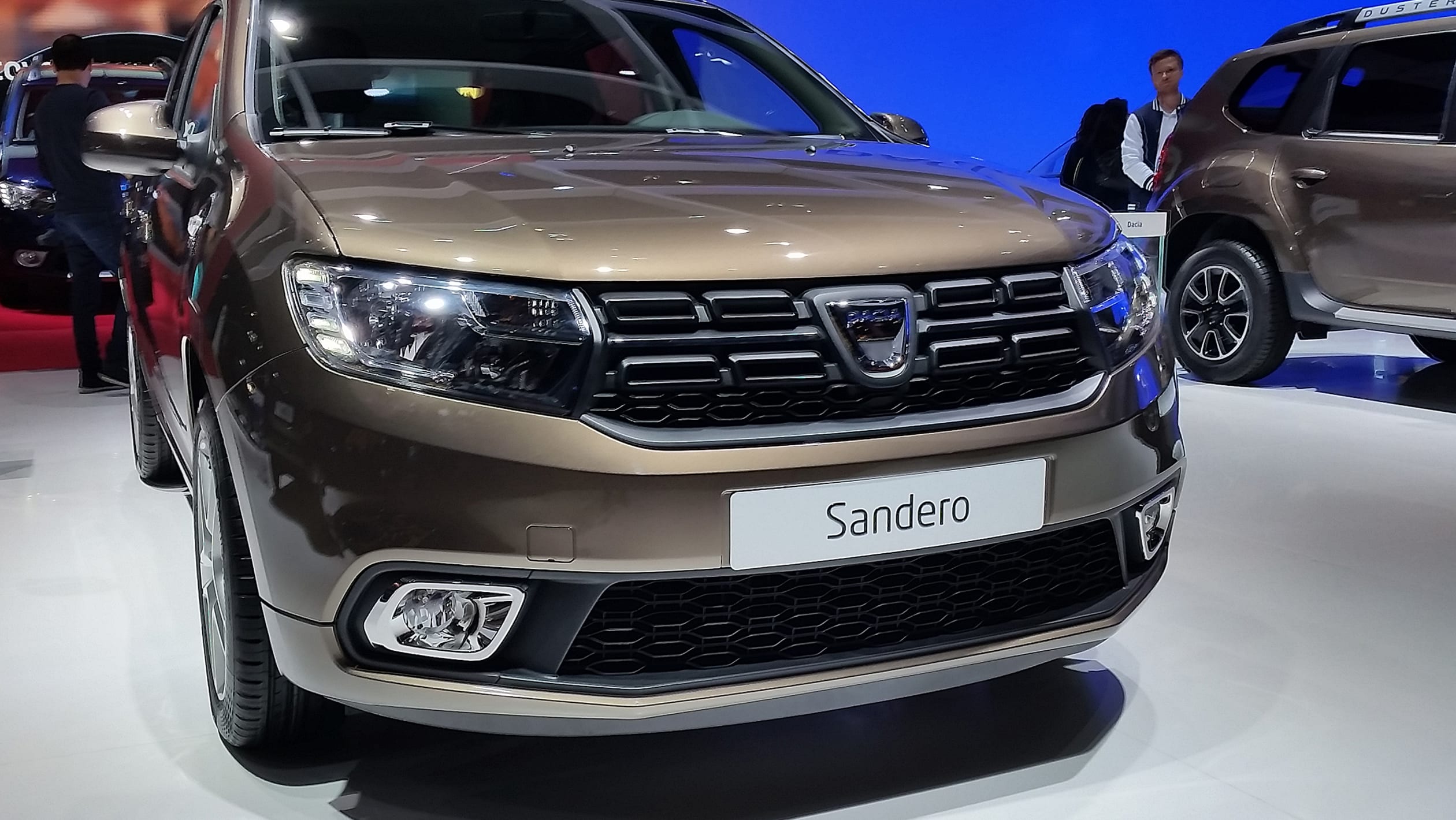 Dacia 2017 Updates | Carbuyer