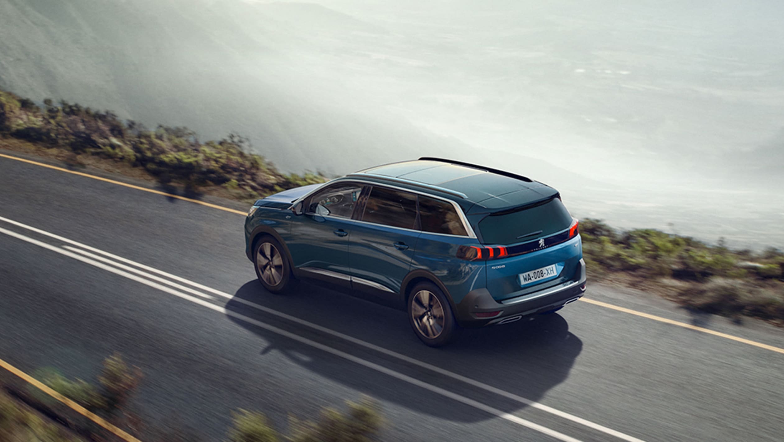 Refreshed Peugeot 5008 revealed - pictures | Carbuyer