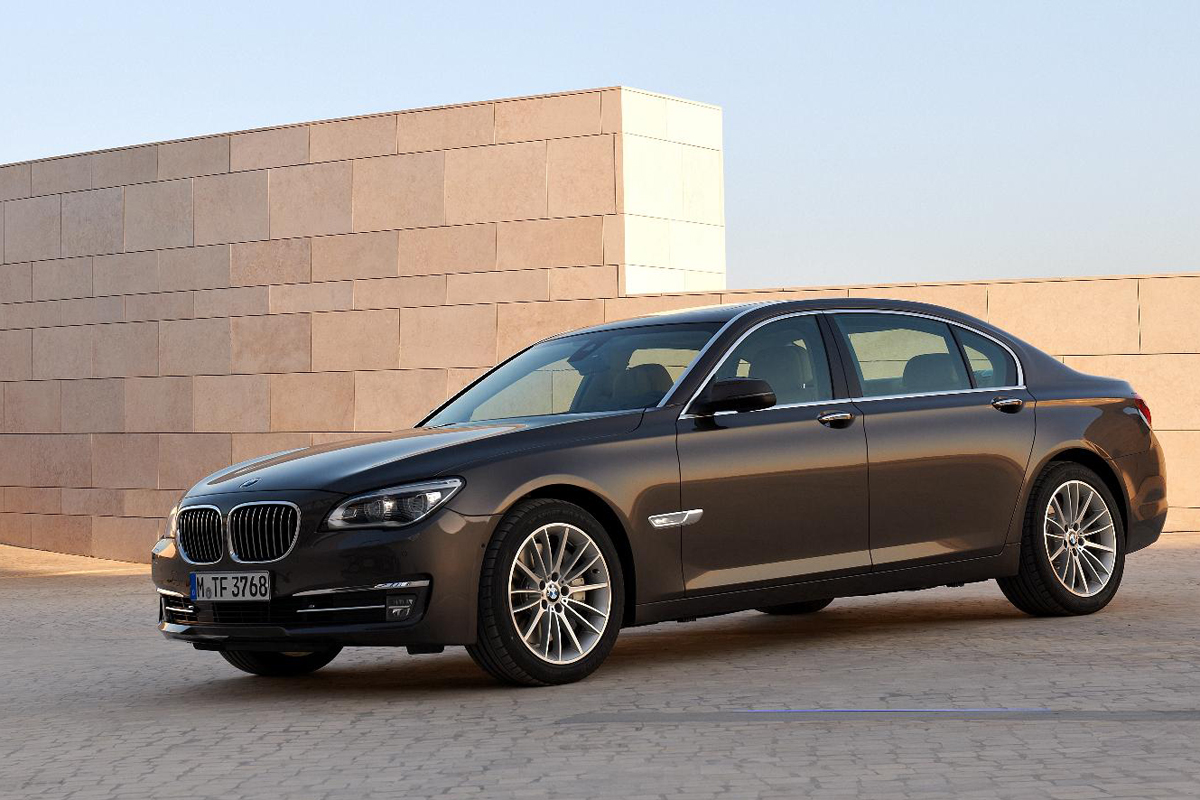 BMW 7 Series facelift unveiled | Carbuyer