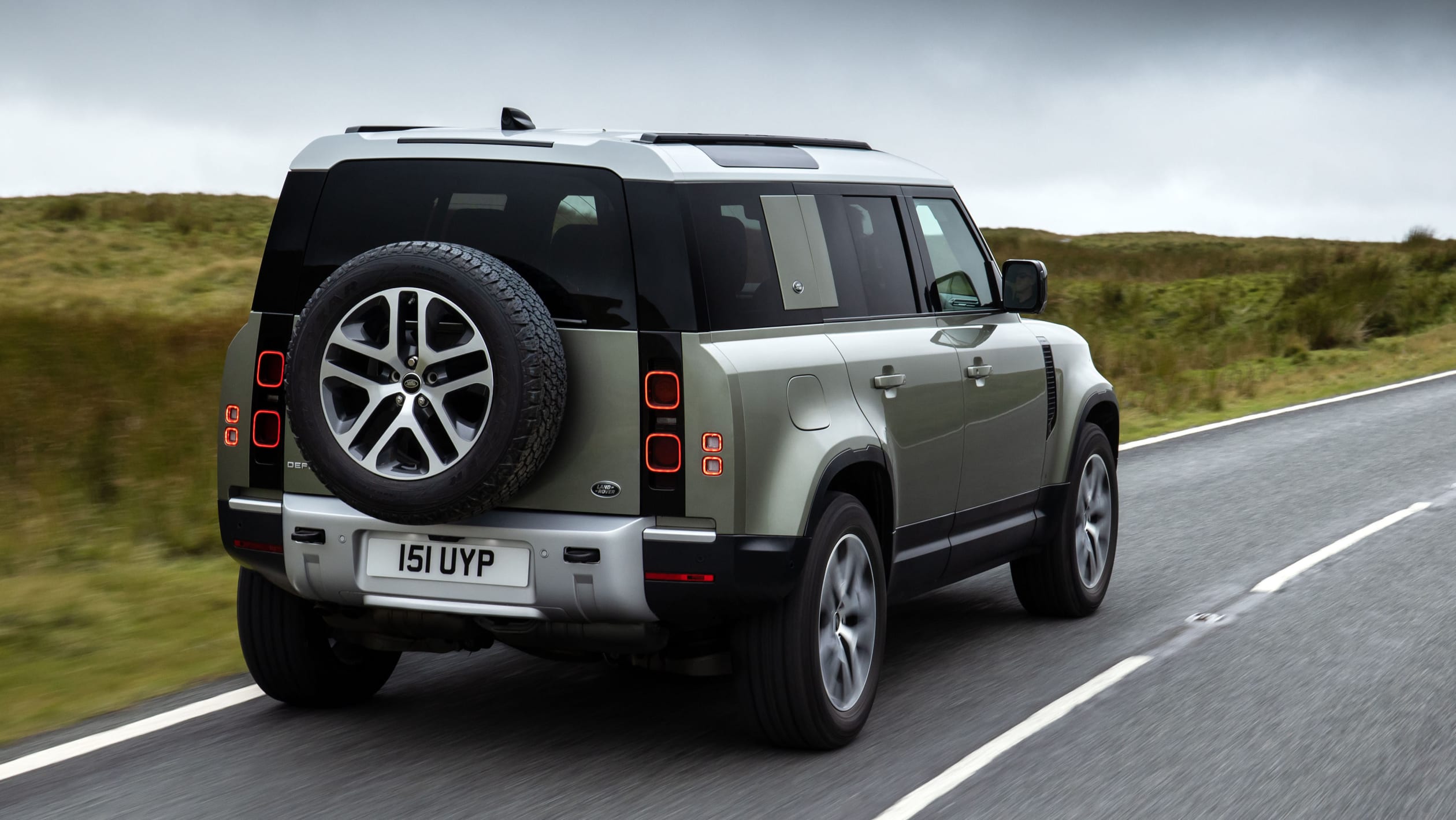 2020 Land Rover Defender 110 P400e plug-in hybrid arrives - pictures ...