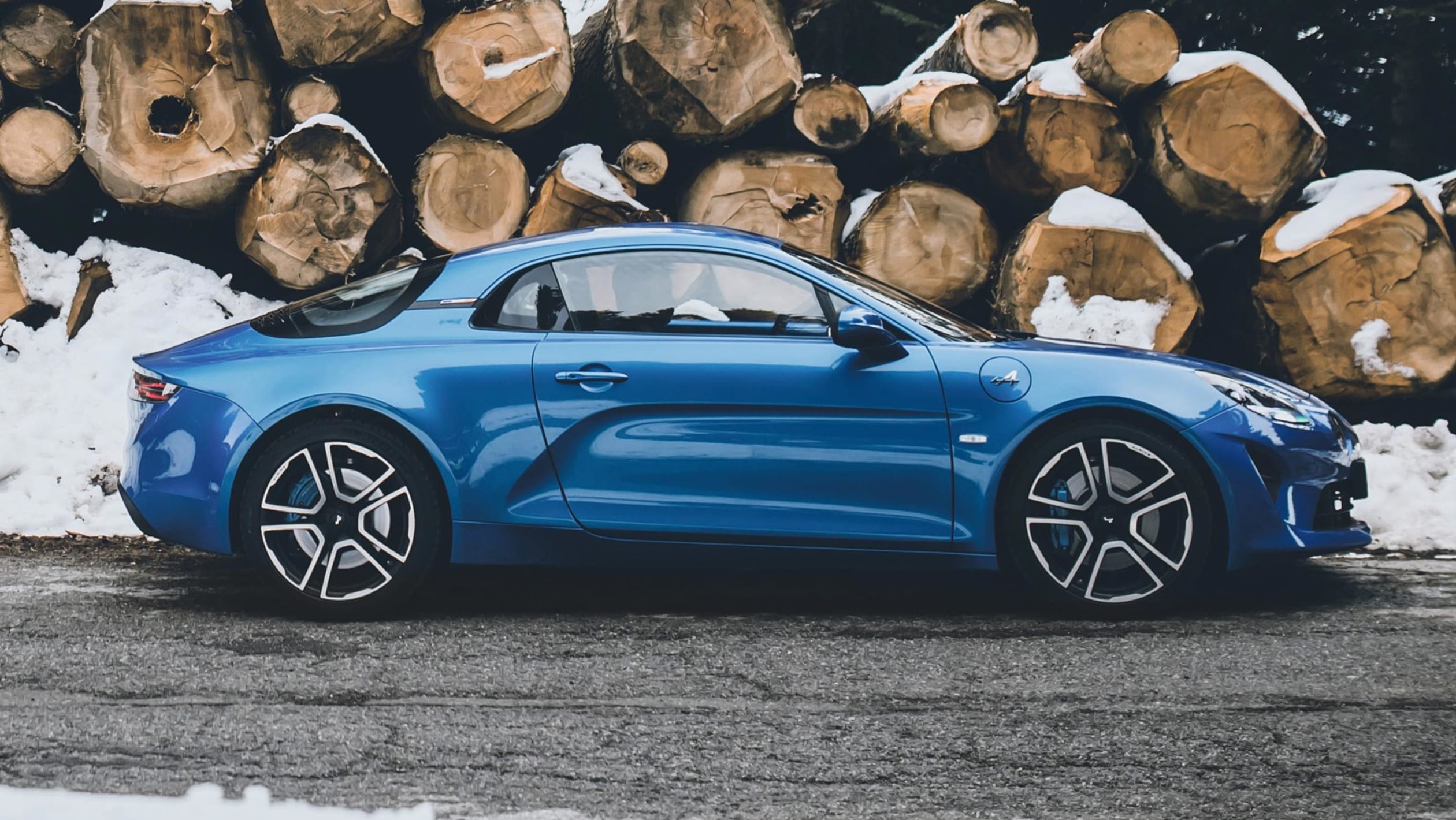 Alpine A110 release pictures | Carbuyer