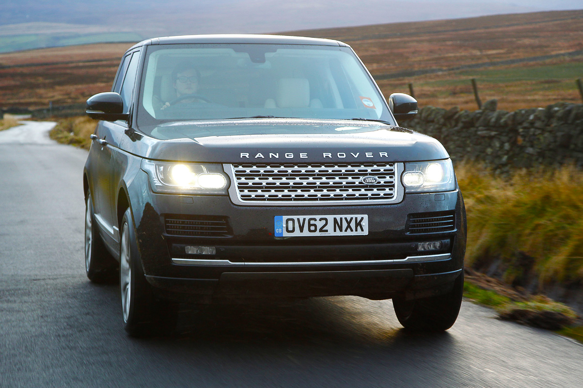 New Range Rover Hybrid unveiled | Carbuyer