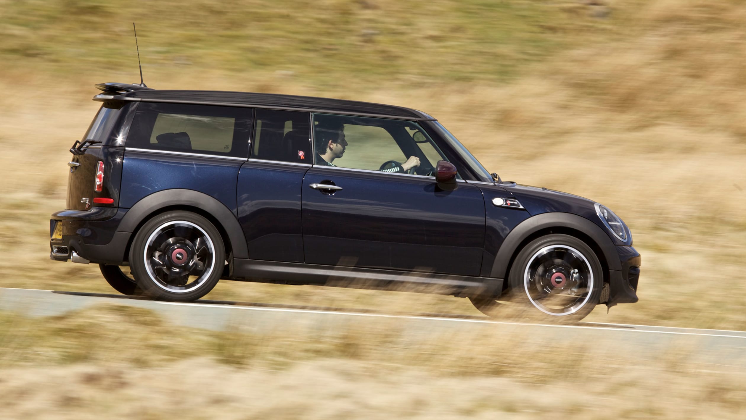 Mini Clubman estate pictures | Carbuyer