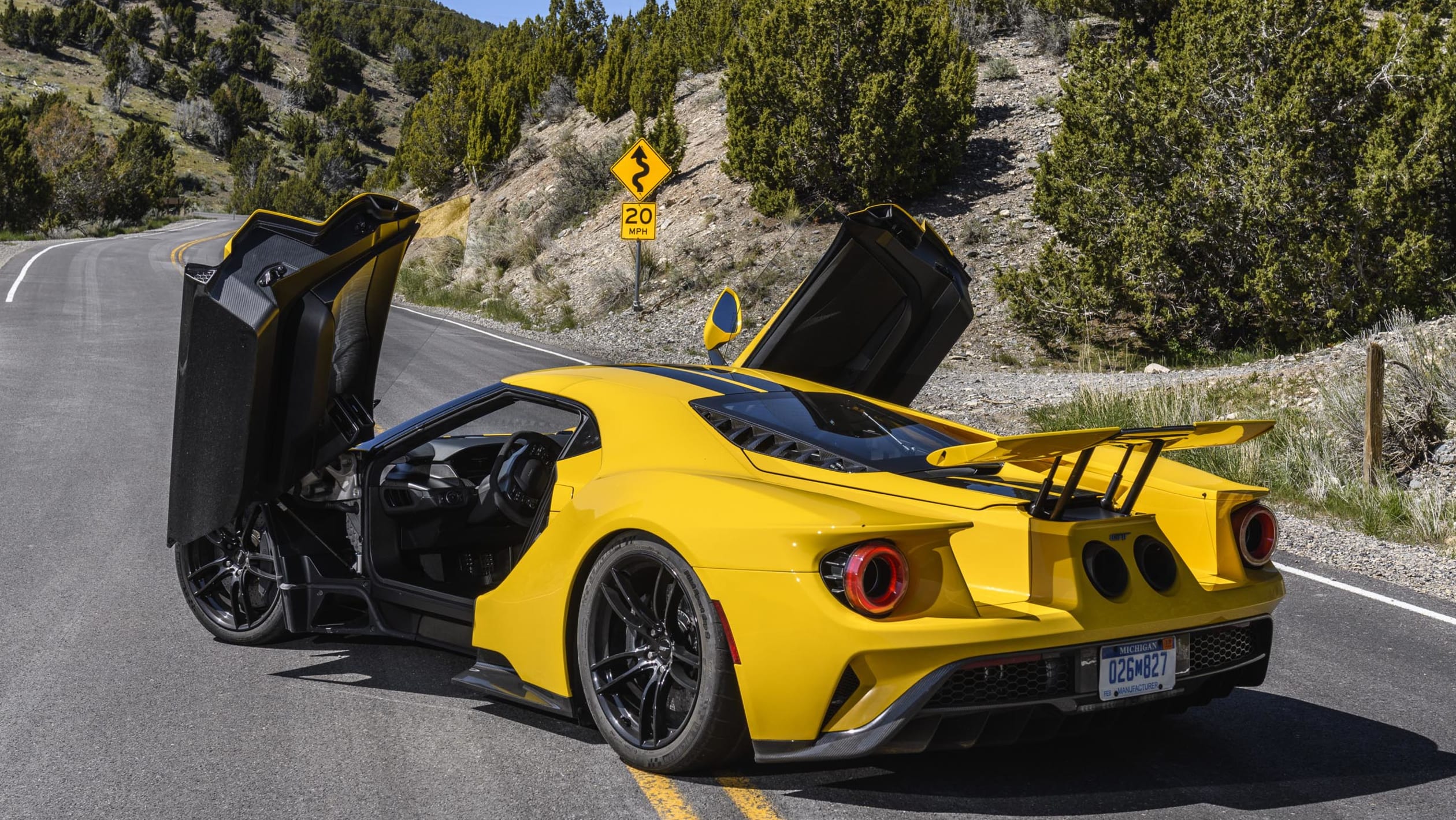 Ford GT coupe Gallery | Carbuyer