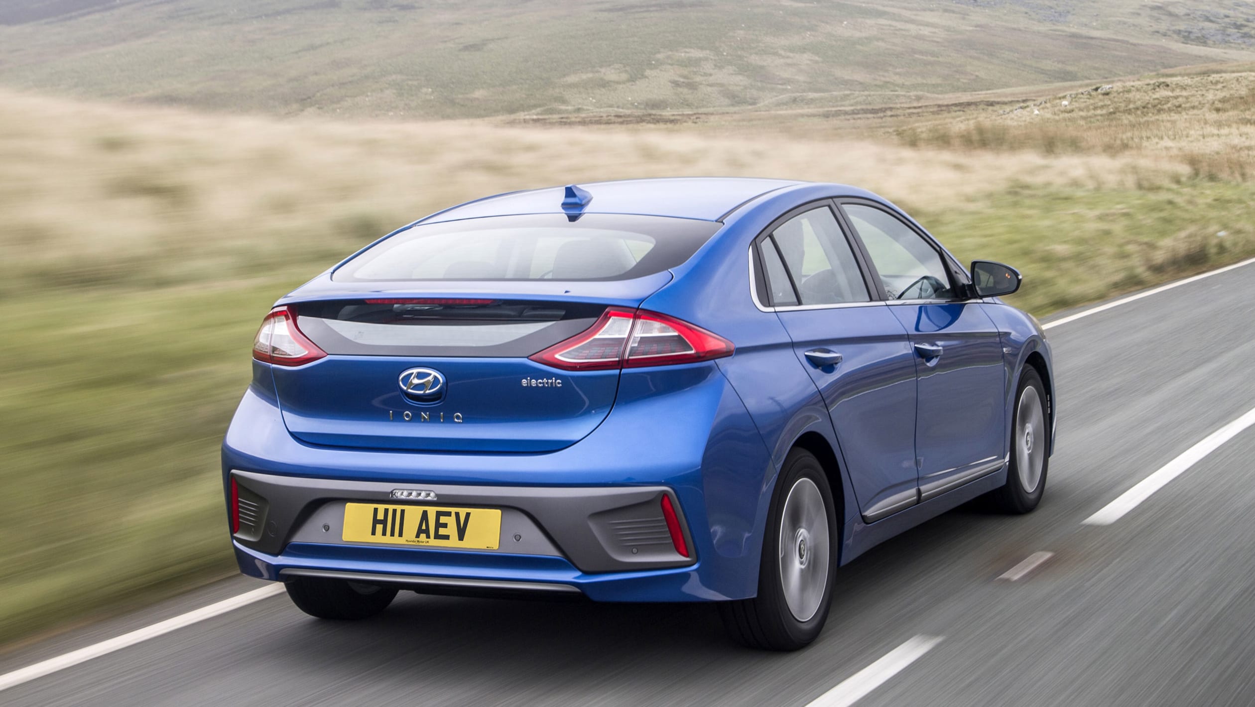 Best electric cars pictures | Carbuyer