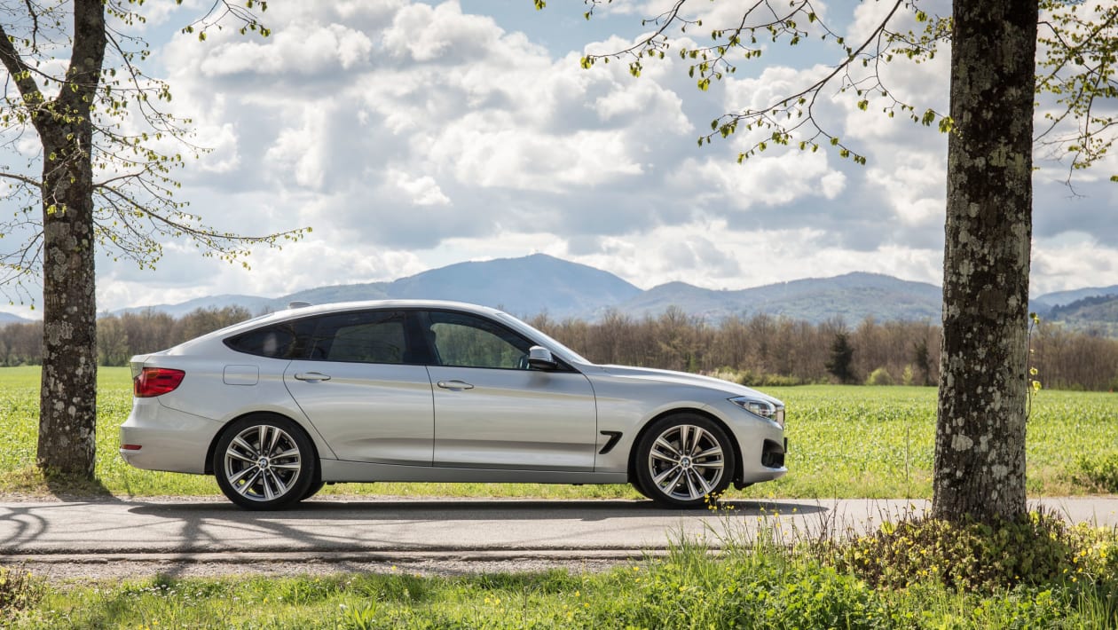 BMW 3 Series GT hatchback 2013 pictures | Carbuyer