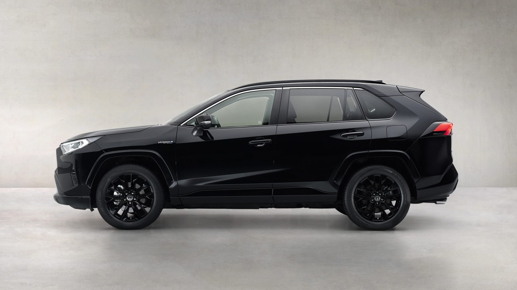 New Toyota RAV4 Black Edition joins range in October | Carbuyer