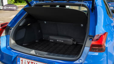 Lexus UX 300e SUV review | Carbuyer