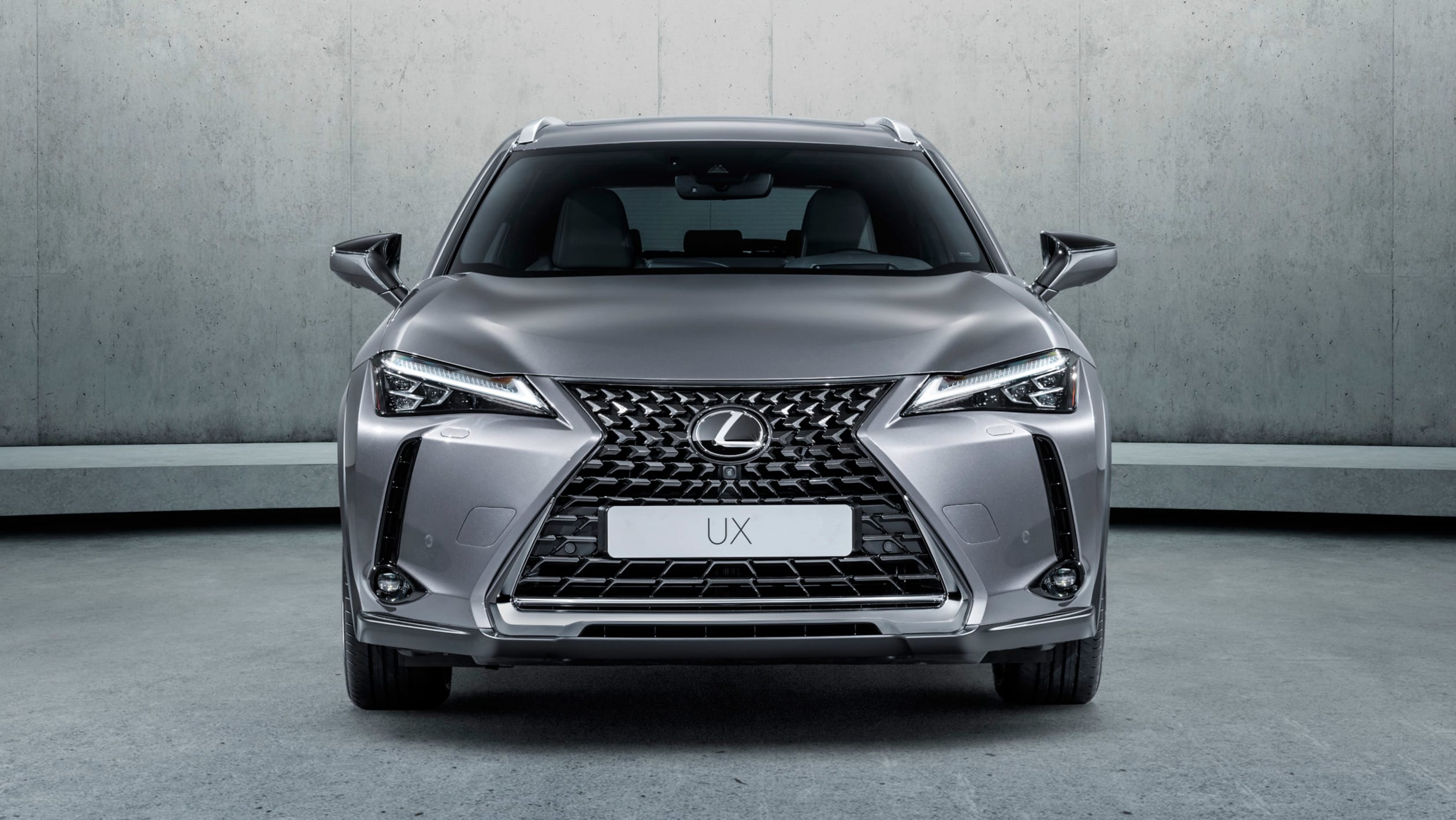 Lexus UX SUV pictures | Carbuyer