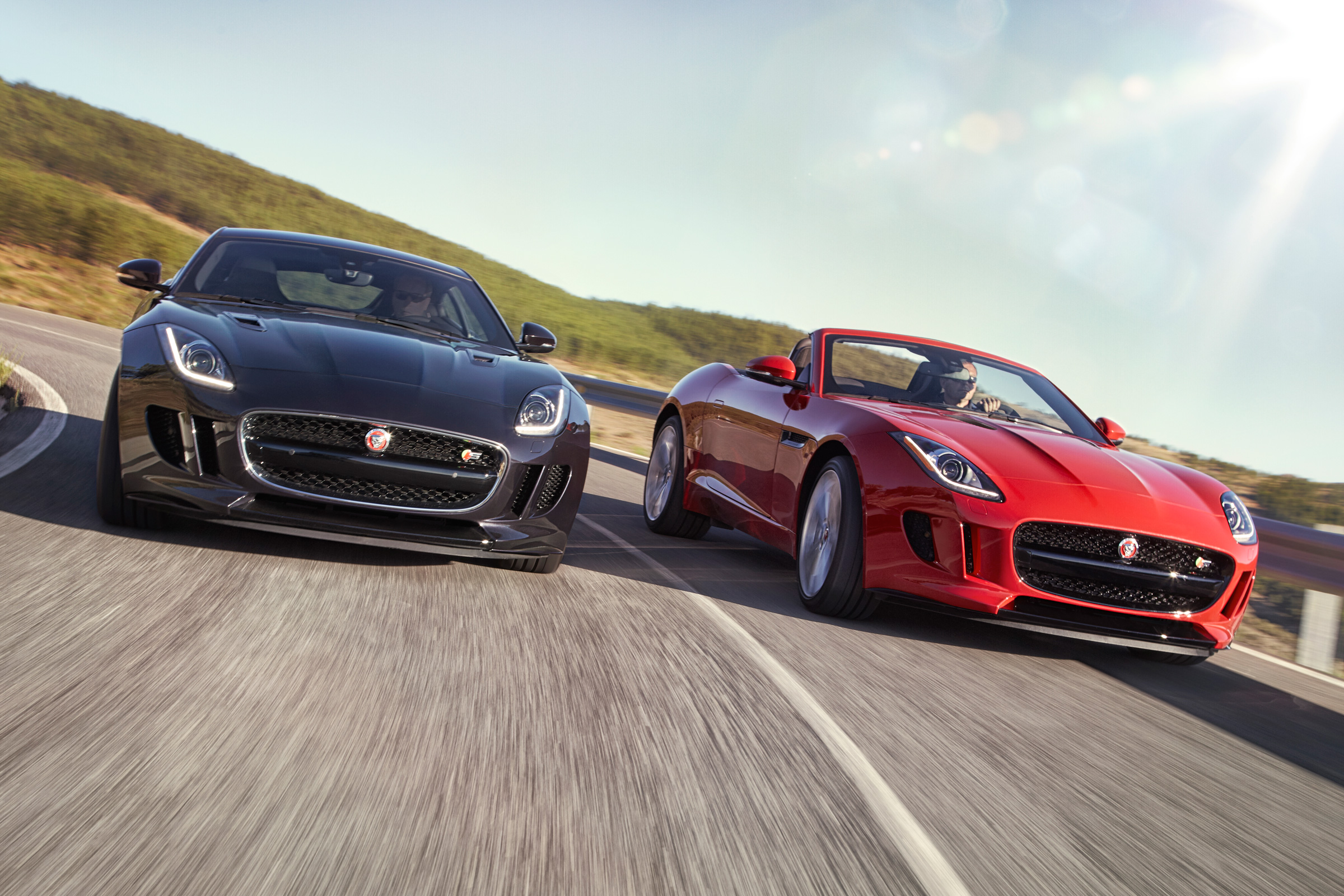 Jaguar F-Type AWD 2015 gallery | Carbuyer