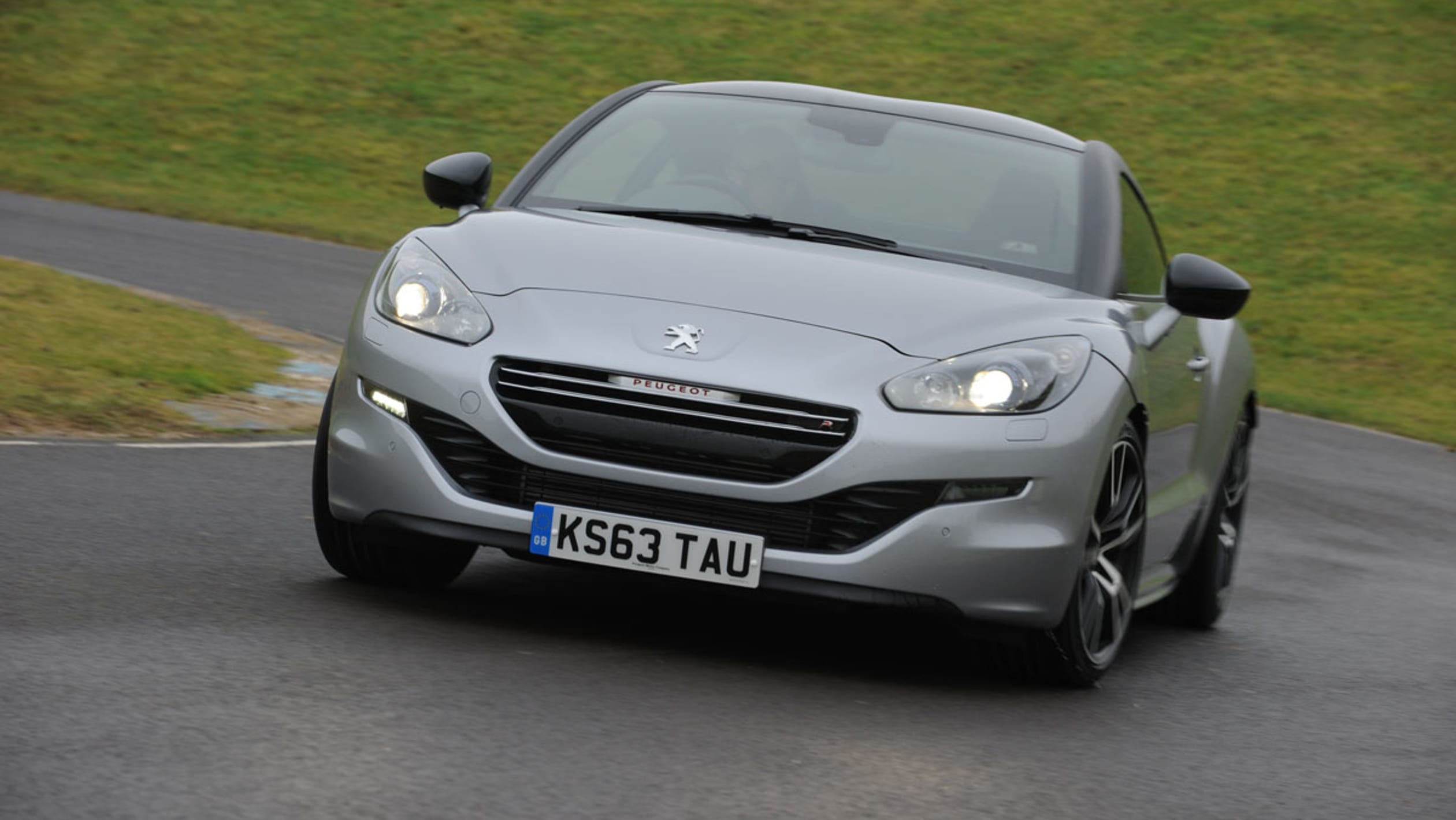 Peugeot RCZ coupe (2009-2015) | Carbuyer